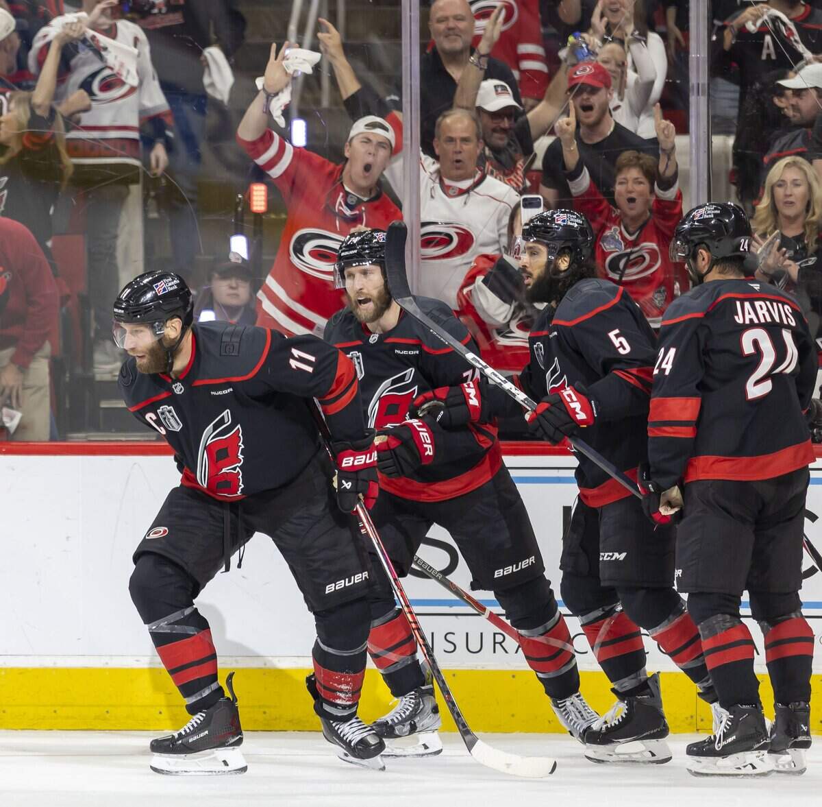 Hurricanes-Golden Knights game 5 updates: Carolina leads Vegas after ...