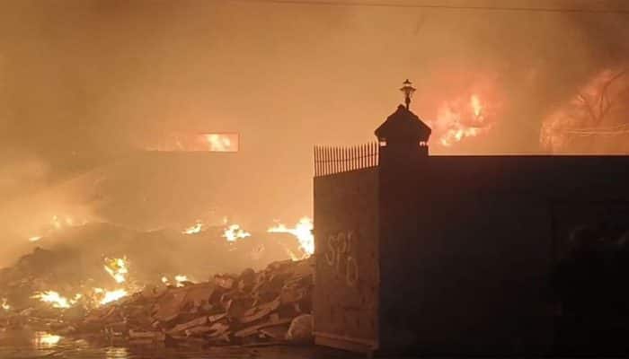 After deadly Malviya Nagar fire, massive blaze in Delhi’s Tughlakabad ...