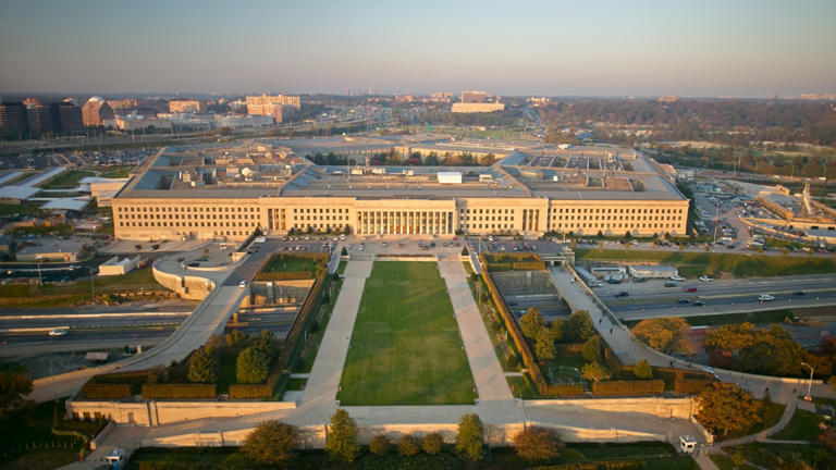 False alarm sends Pentagon into lockdown, prompts partial evacuations