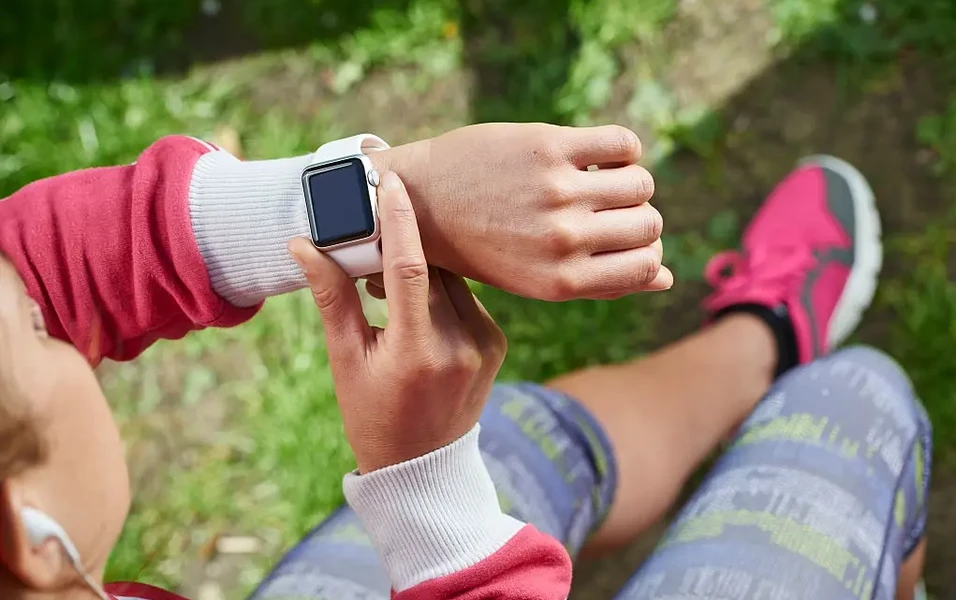 Smartwatch step counts can miss up to 10% of actual steps
