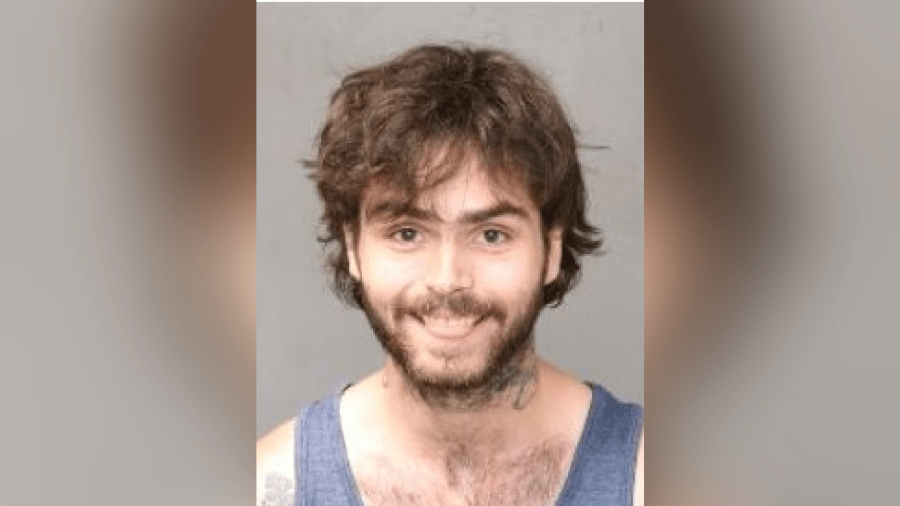 Man accused of vandalizing Jewish community center and a synagogue ...
