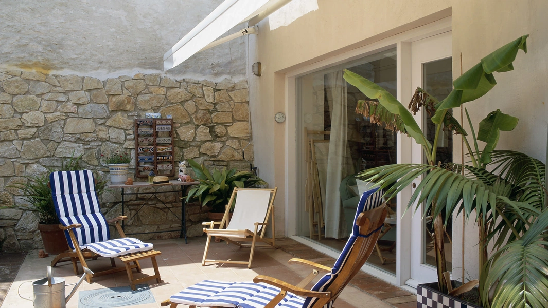 9 unusual and creative balcony designs
