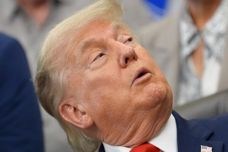 Donald Trump manipulating markets with Iran war claims, says senator
