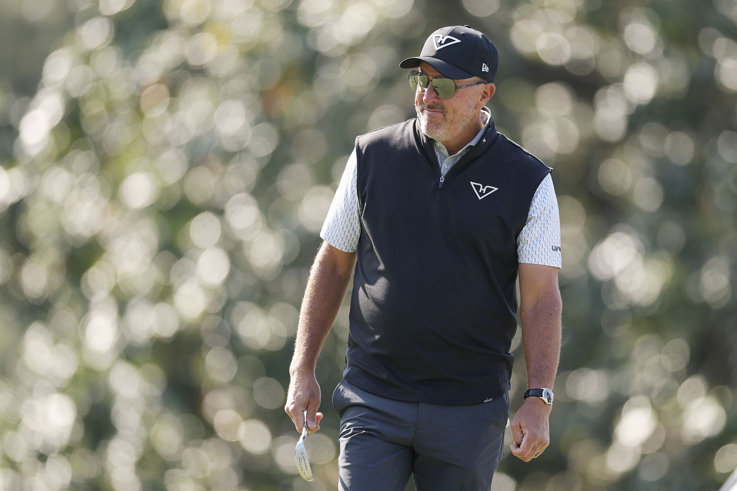 Golf legend Phil Mickelson kicked out from California club after ...