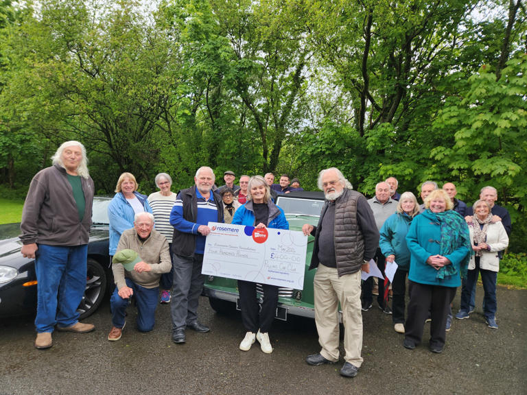 Pilling Old Car Club's 120-mile rally raises £400 for Rosemere Cancer ...
