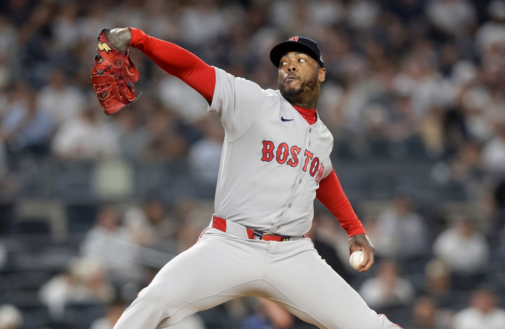 Aroldis Chapman wants an apology from Yankees GM Brian Cashman