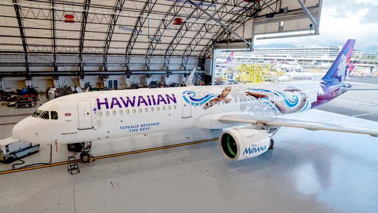 Hawaiian Airlines unveils first of three live-action 'Moana' aircraft ...