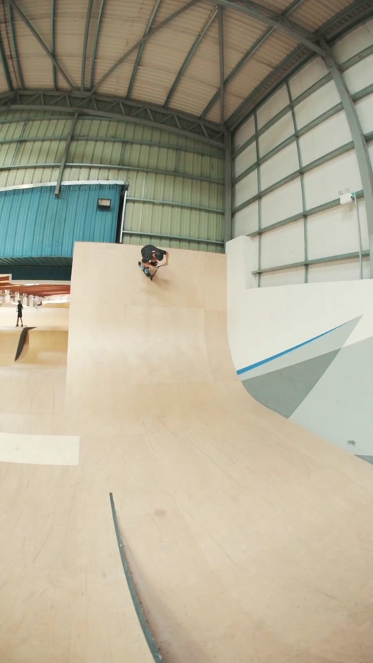 Two epic scooter tricks on the spine
