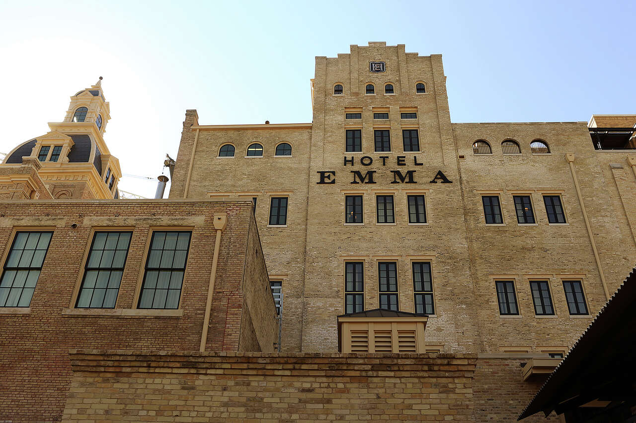 Tourism starting to bounce back in San Antonio: Local hotels see ...