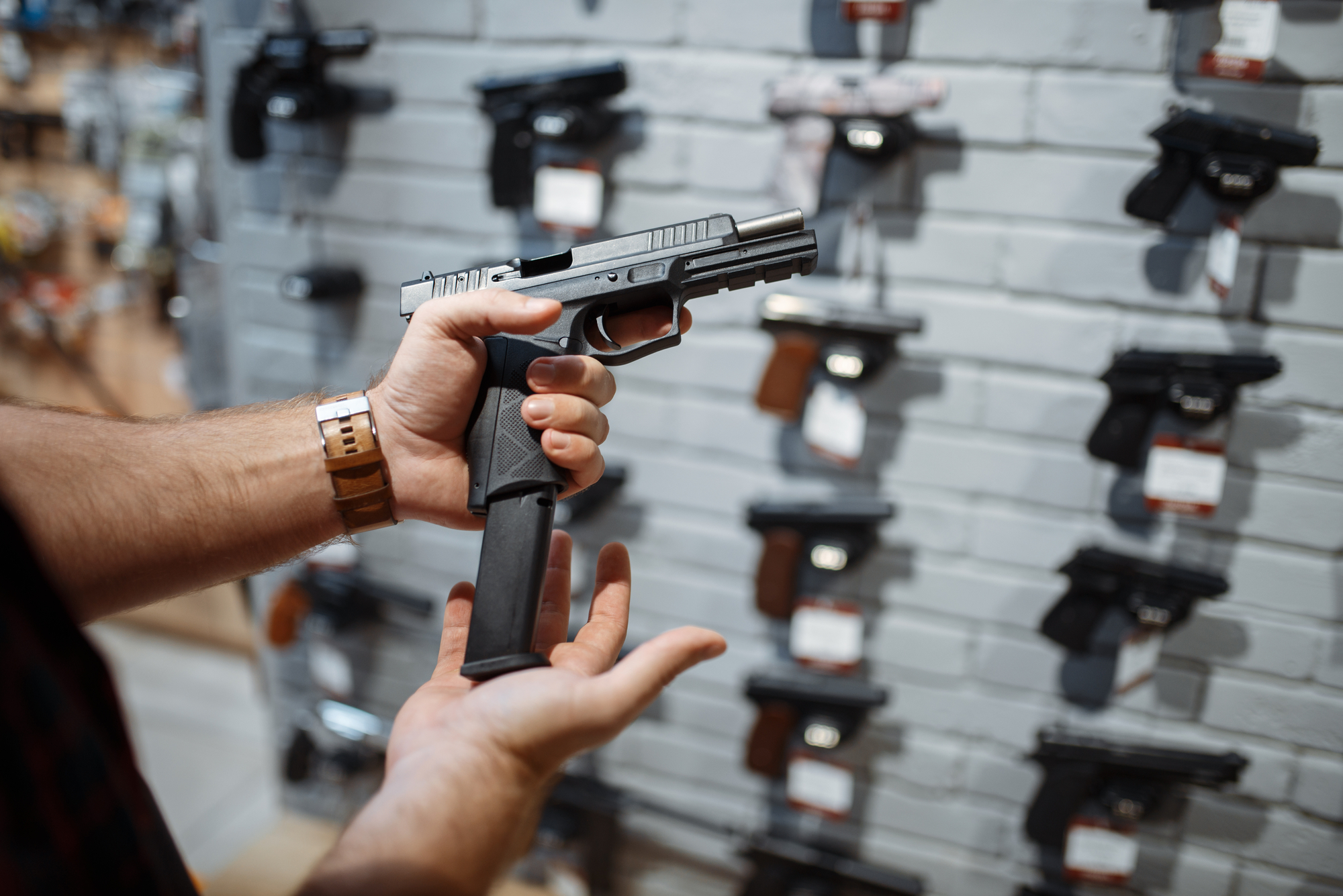 Inglewood named in federal lawsuit over gun purchase rules