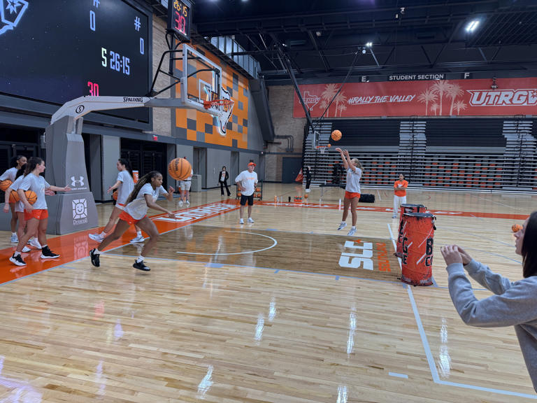 UTRGV women’s basketball tips off summer practice