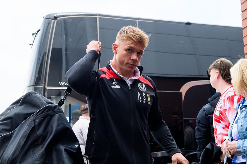 Jonny Lomax future in spotlight after fresh injury blow as Paul Rowley ...