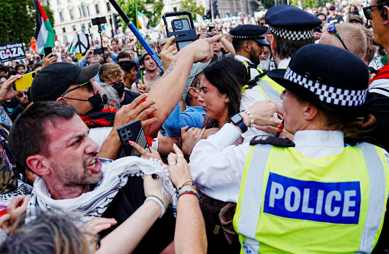 UK Jewish leaders want answers after Muslim police group say Zionism 'a ...