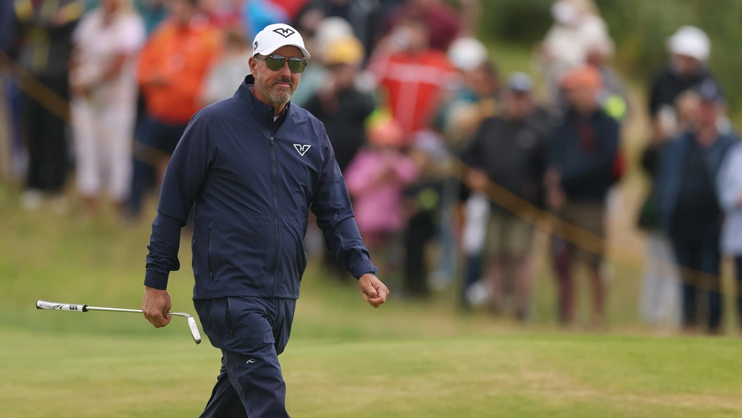 Mickelson expelled from California golf club after allegation