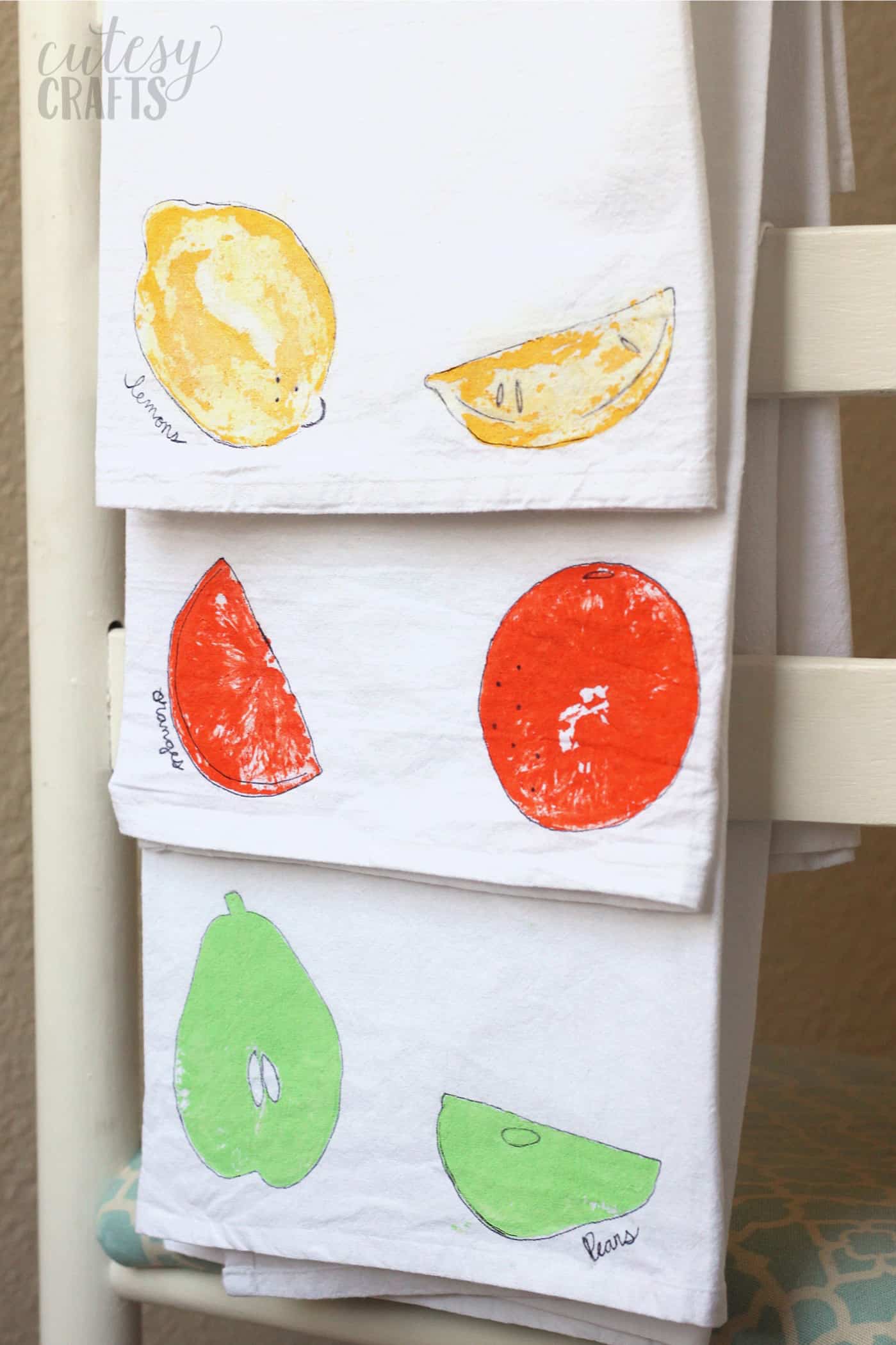 Make fruit stamped tea towels with real fruit