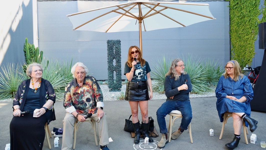 7 celebrities who are passionate Grateful Dead fans
