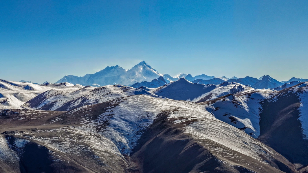 15 mountains and high-altitude destinations worldwide