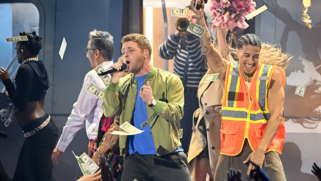 18 polarizing pop hits that stuck in our heads