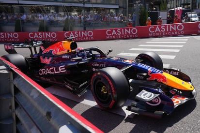 Max Verstappen: "Weer weekend waarin je langzamer moet gaan om sneller ...