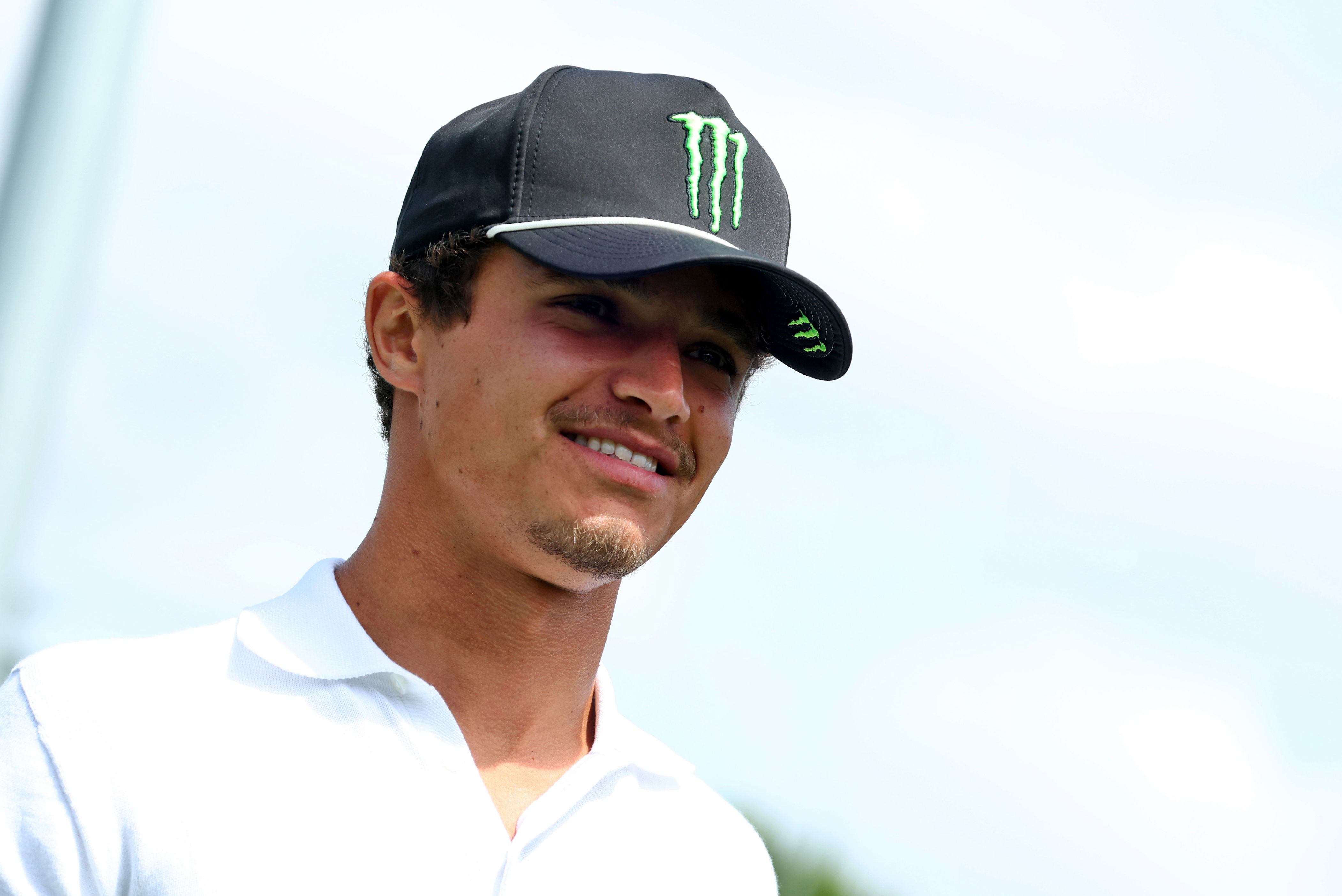Norris geeft acte de présence tijdens groot Brits autosportfestival