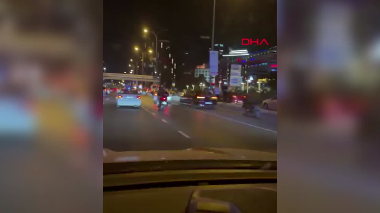 Motosiklet aydınlatma direğine çarptı! 2 kişi hayatını kaybetti