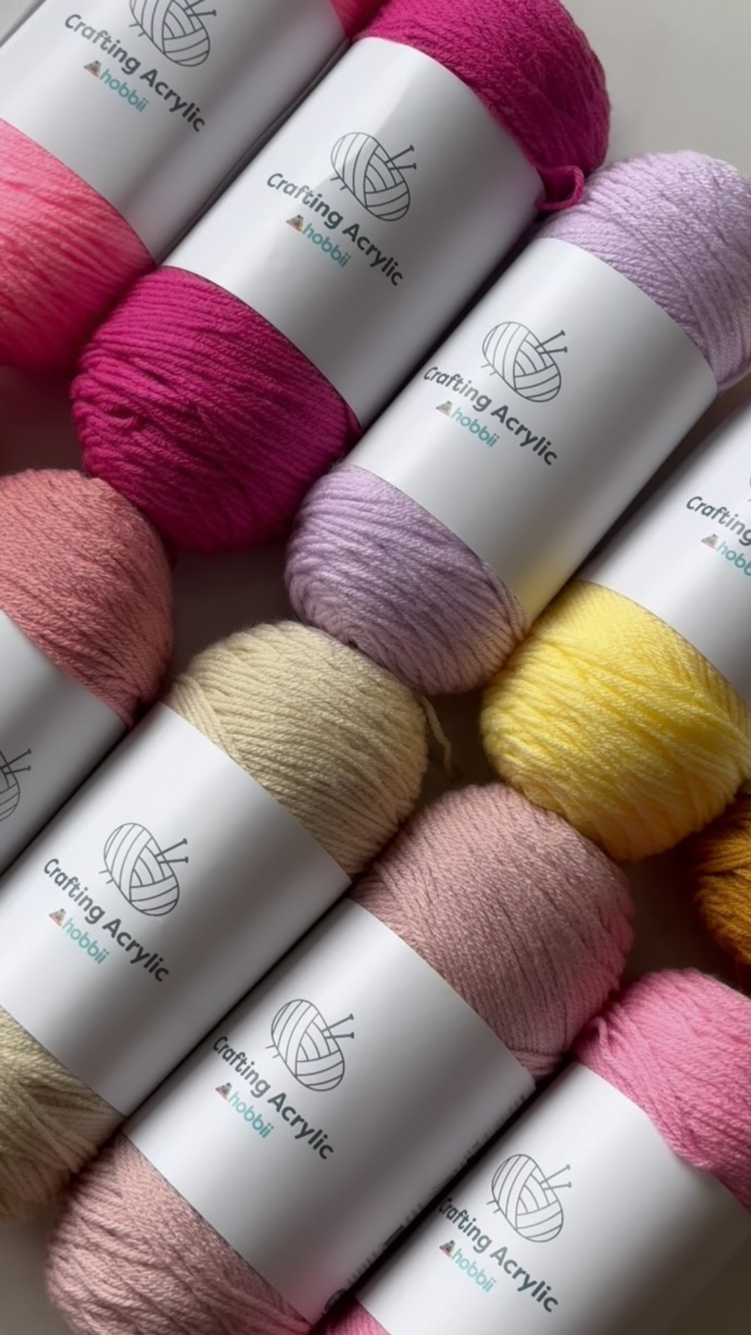 Why crafters love Hobbii crafting acrylic yarn