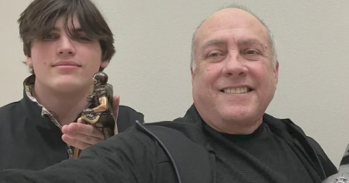 Austin Metcalf’s dad delivers explosive courtroom message to son’s ...
