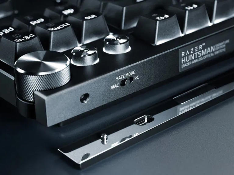 Razer’s most luxurious gaming keyboard is a beast, but does it work on ...