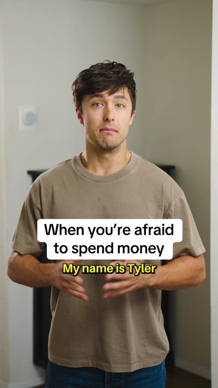 A money-saving boyfriend turns spending into a comedy problem