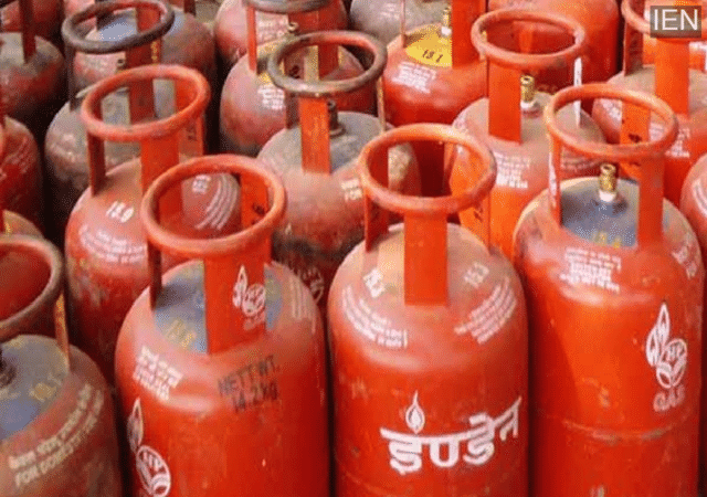 LPG price today: What is the cost of 14 kg and 19 kg gas cylinders ...