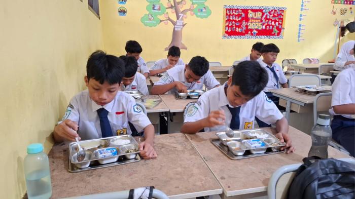 Disinggung Abdul Mu'ti, ini penelitian UI yang diklaim Mendikdasmen ...