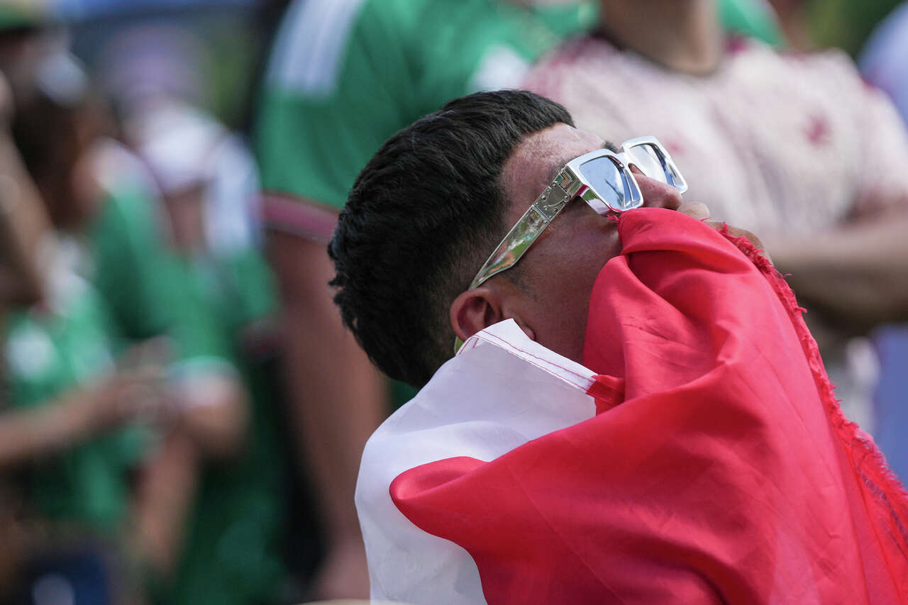 Two people hospitalized with heat stroke after FIFA Fan Fest in ...