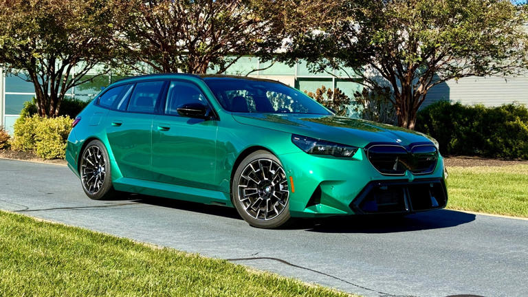 BMW considering more wagon models for US market