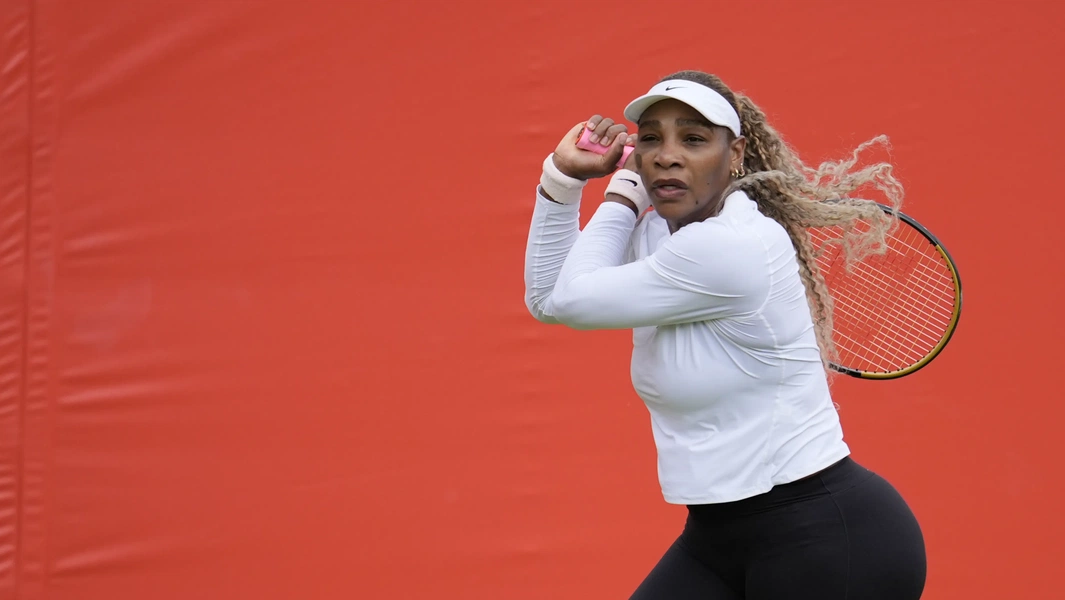 Williams' Queen's return cut short by Mboko injury