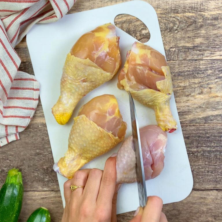 Pollo con verdure: la cena è servita con un’unica infornata!