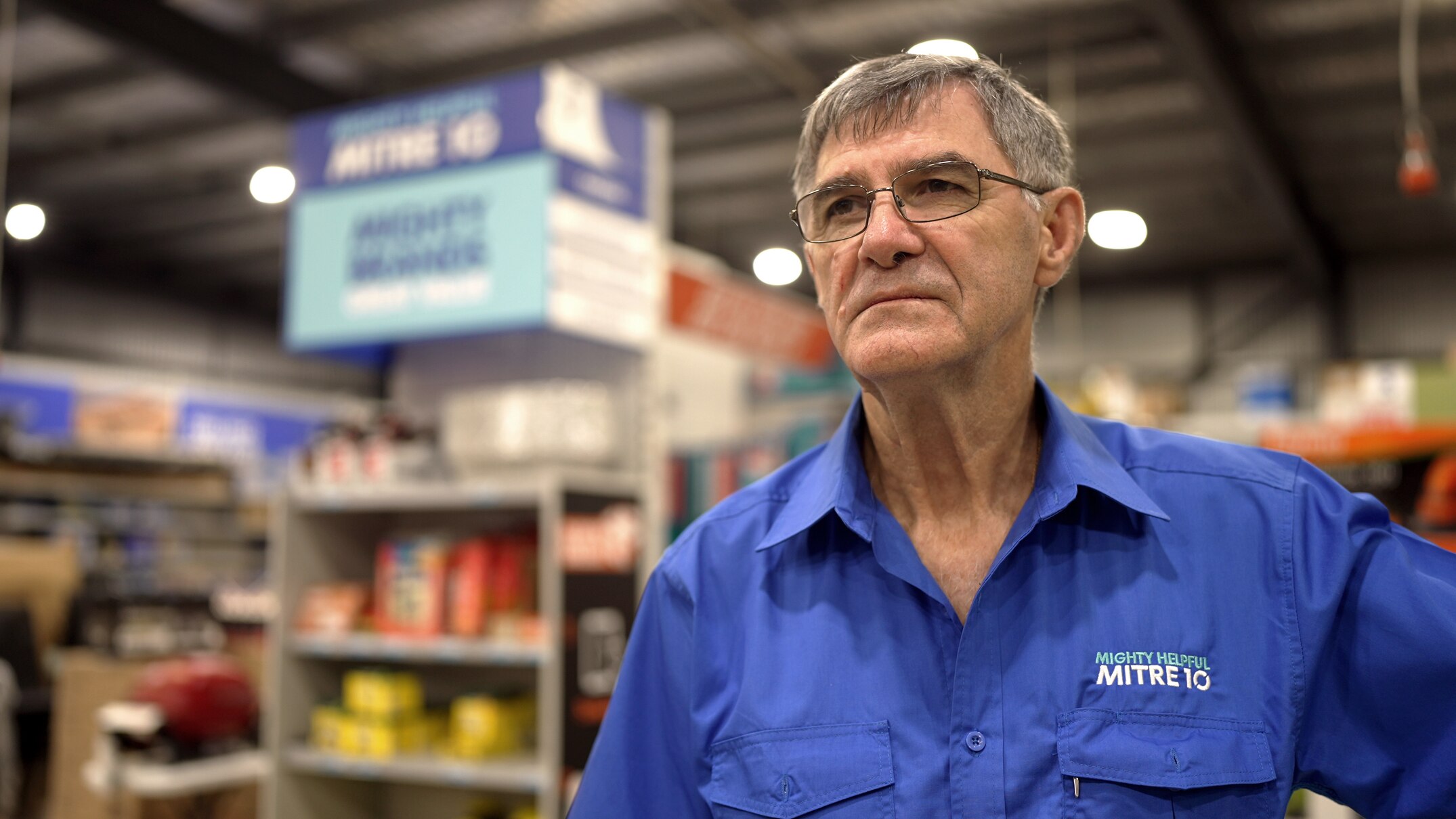 Mitre 10 franchisee battles to stop Bunnings opening next door in Jimboomba
