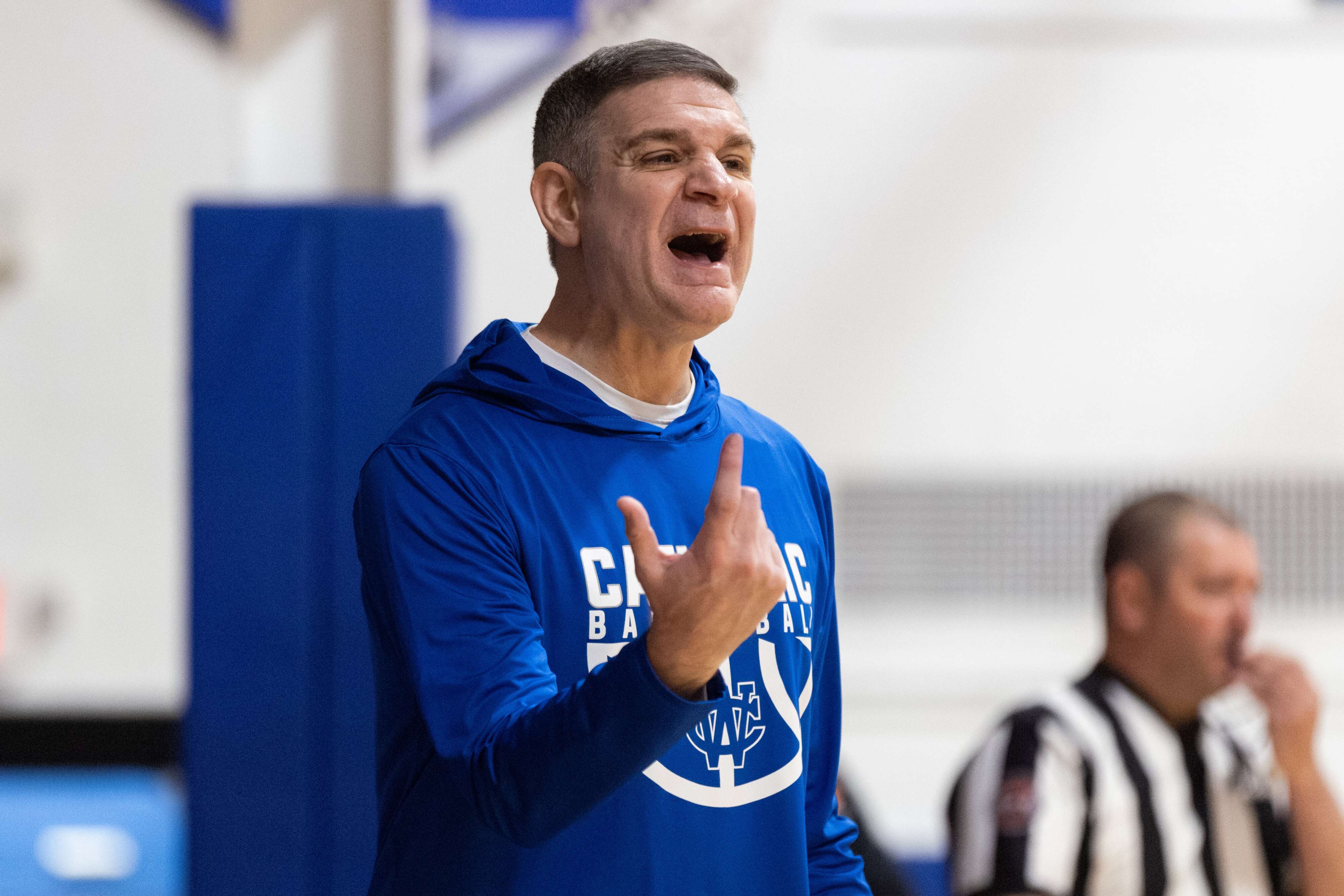 Hall of Fame NJ girls basketball coach resigns, takes new job at ...