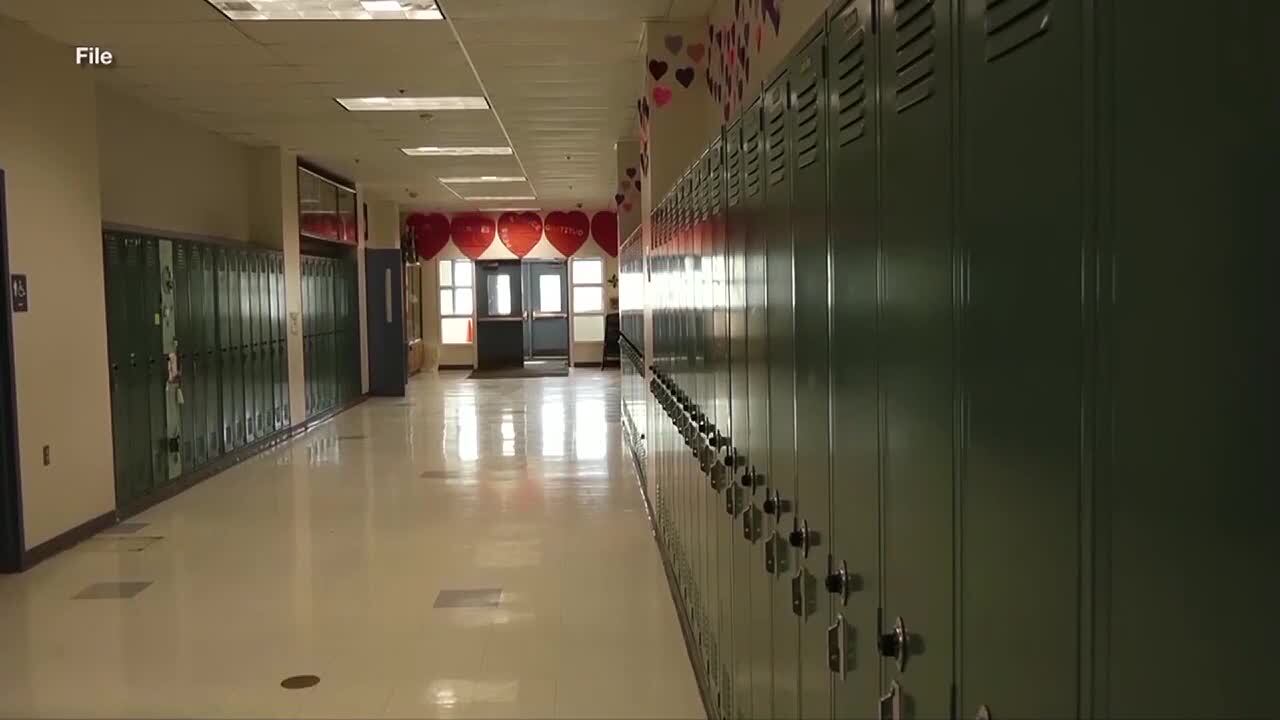 Kingdom East School District passes budget