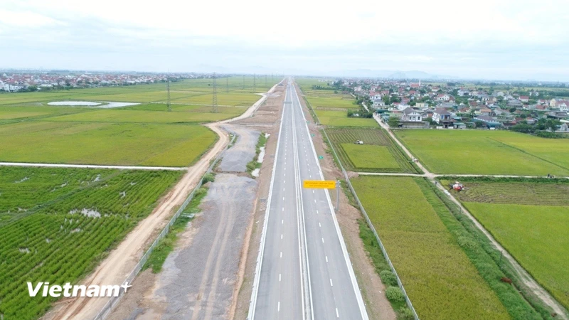 Cao tốc Bắc-Nam rút ngắn thời gian xe chạy, tăng cường kết nối liên vùng