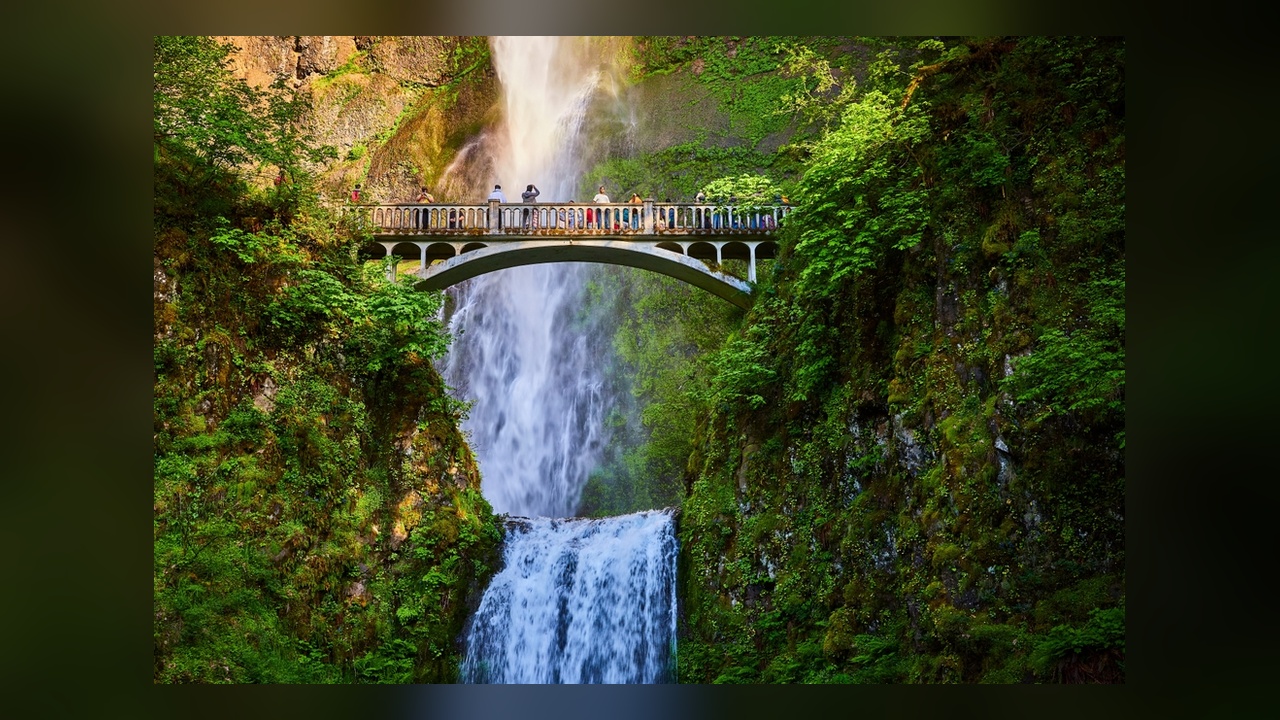 90 waterfalls, ancient walls, and one legendary road, Oregon’s gorge ...