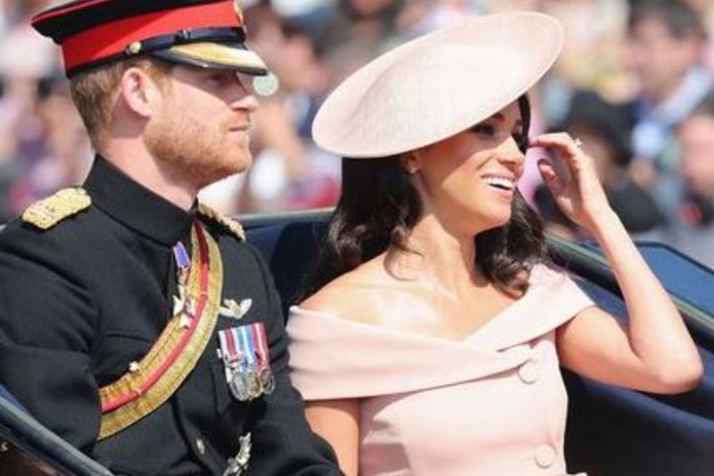 Queen's great-granddaughter resorts to covering mouth of chatterbox ...