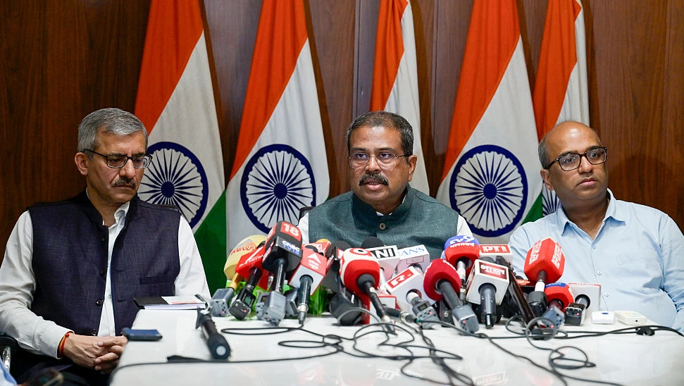 Parliamentary panel urges multiple NEET-UG sessions after paper leak