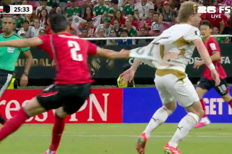 Czech Republic star suffers unfortunate wardrobe malfunction in FIFA ...