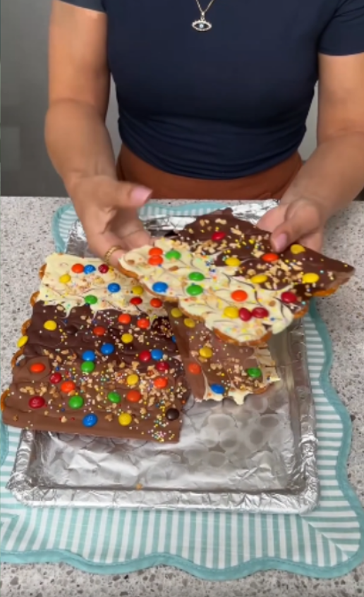 Grandma’s sweet and salty pretzel bark