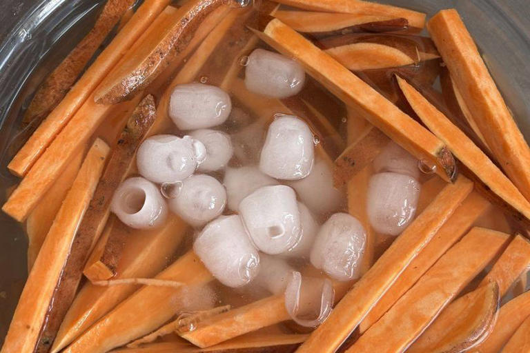 Homemade chips will be super crispy if you do 1 thing before cooking them