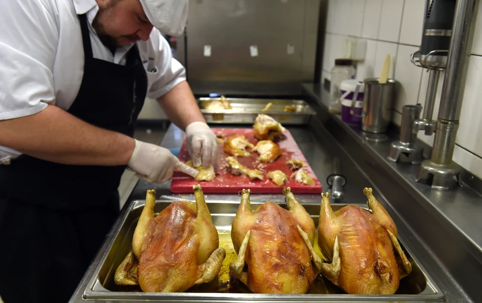 French chicken and onion dishes worth savoring