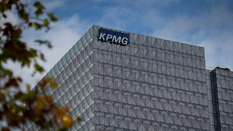 Federal government has contracts worth more than $650m with embattled KPMG