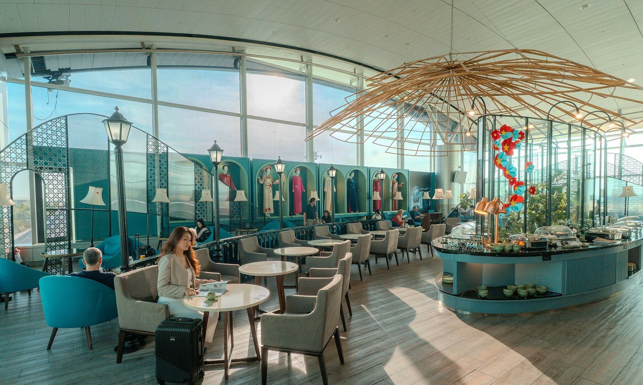 Sasco Infinite Club integrates shopping, dining and lounge services at ...