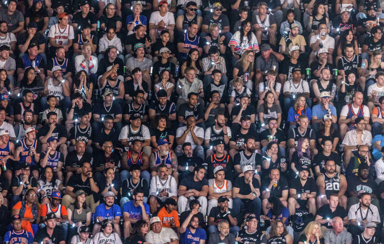 Spurs Game 5 tickets soar with season on the brink in San Antonio