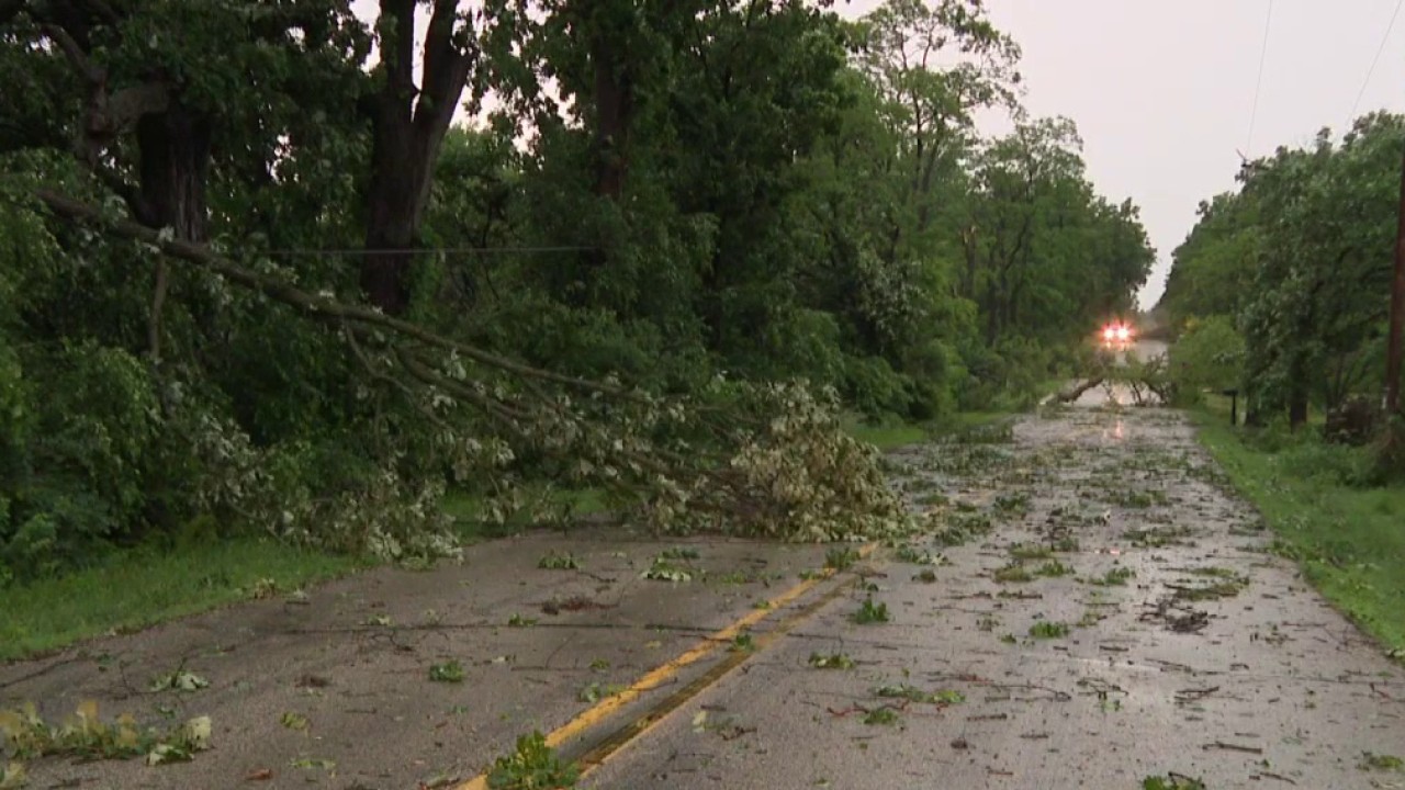 Severe storms tear through southeastern Wisconsin